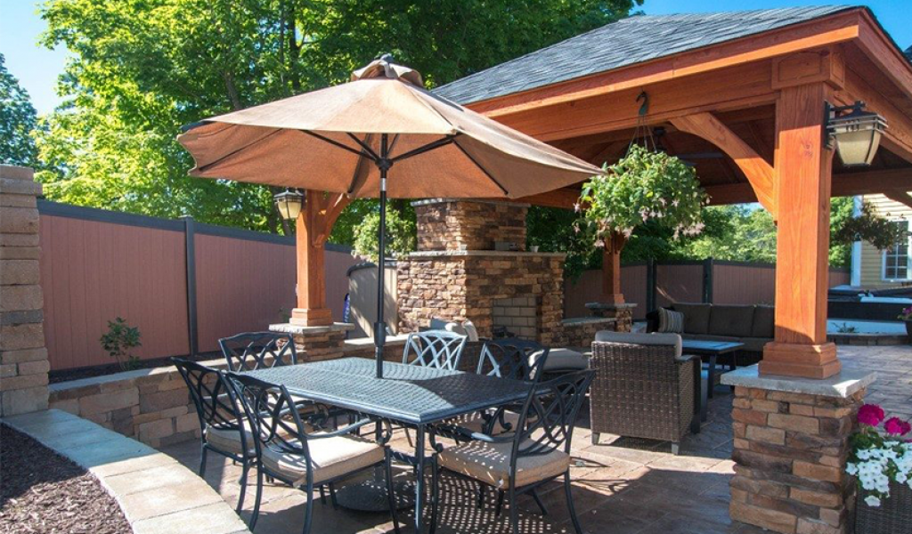 7 Backyard Makeover Ideas: Give Your Yard a Stylish Outdoor Makeover