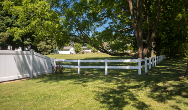Shared Fences: Guide to Splitting the Fence Cost with Your Neighbor