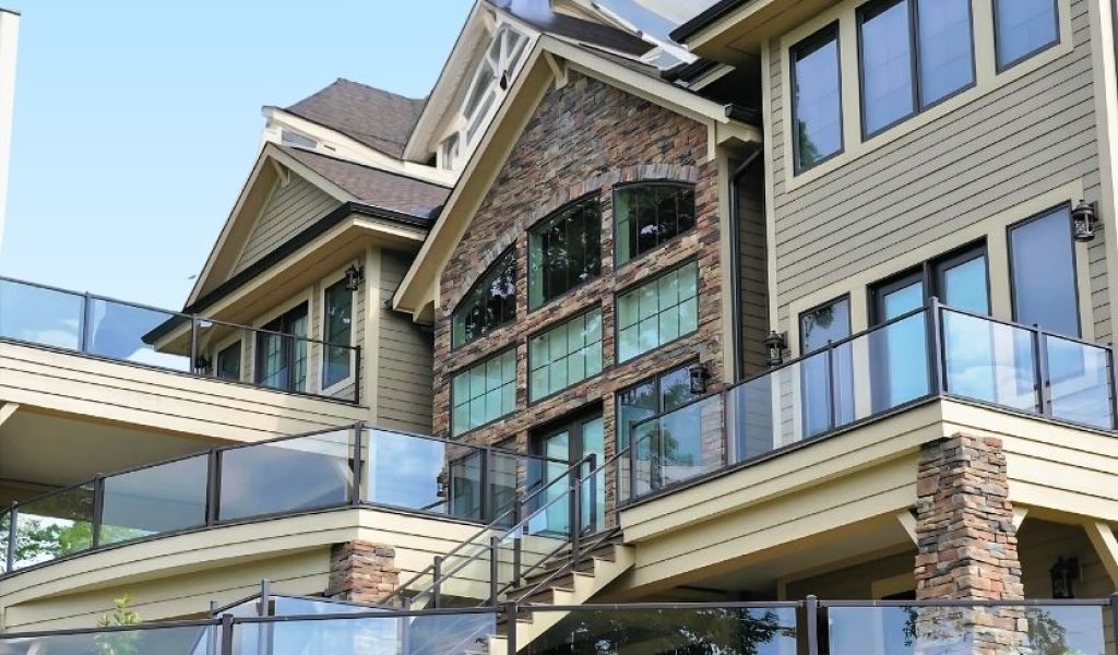 Pros and Cons of Glass Railing Systems